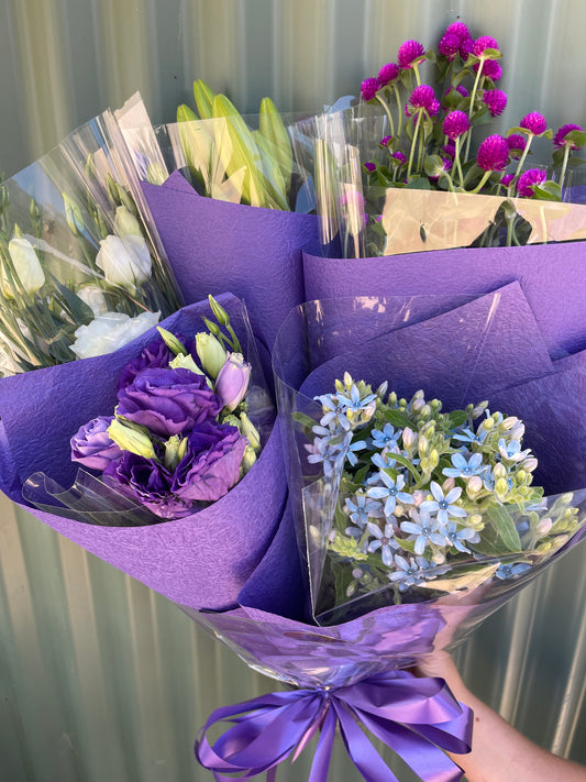 Flower Bundles – Avonlea Flowers