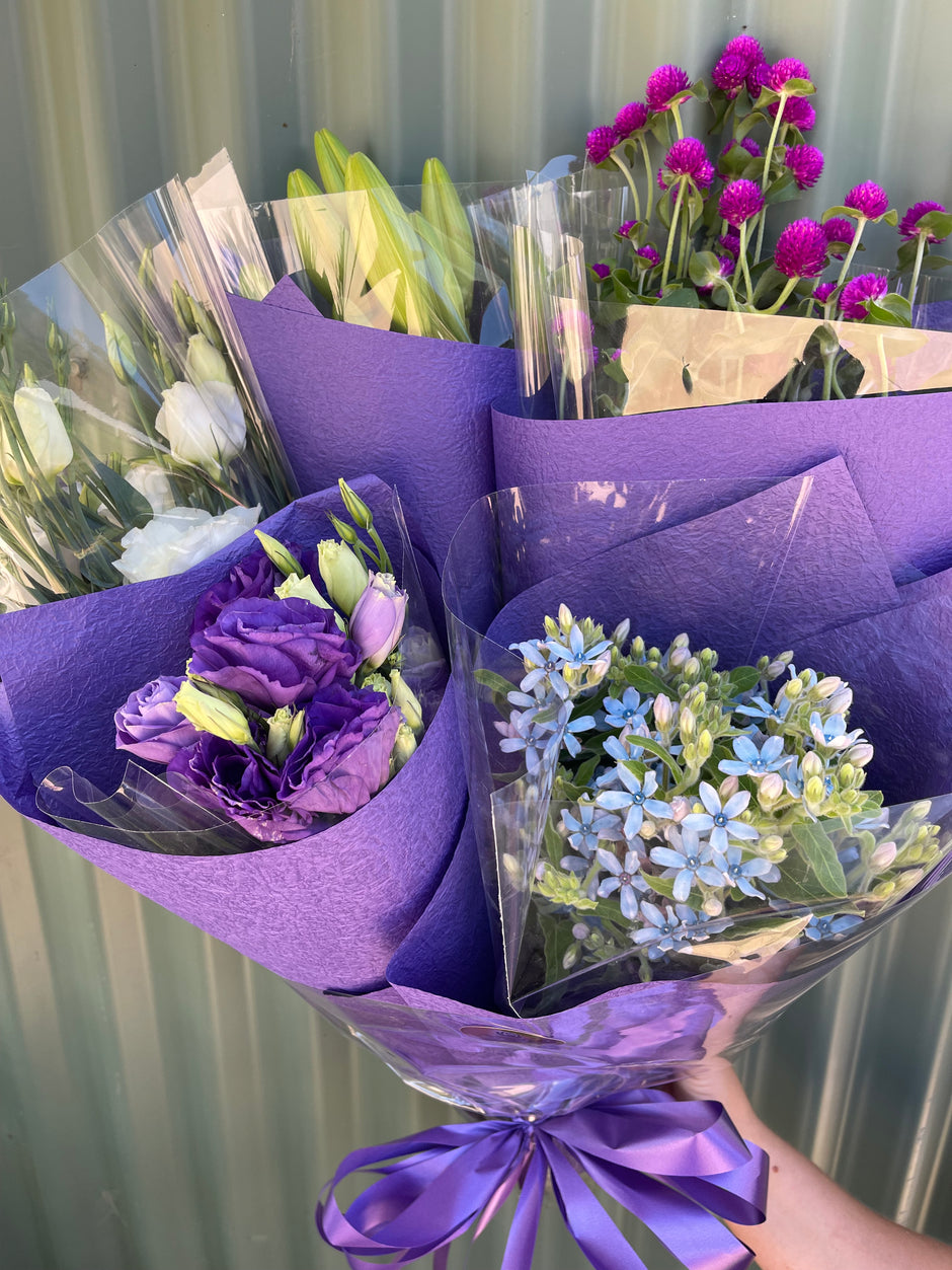 Flower Bundles – Avonlea Flowers