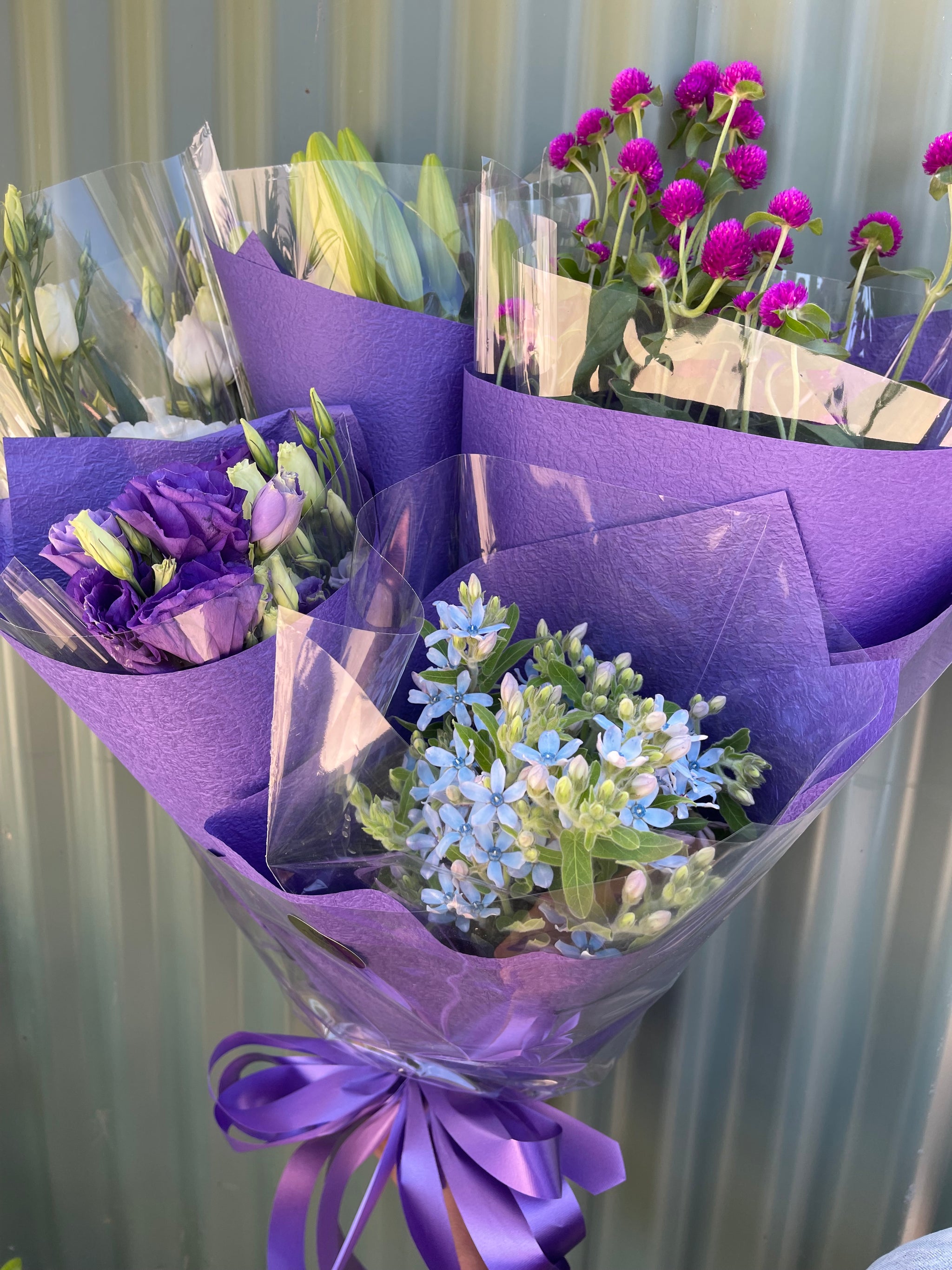 Florist's Choice Flower Bundle – Avonlea Flowers