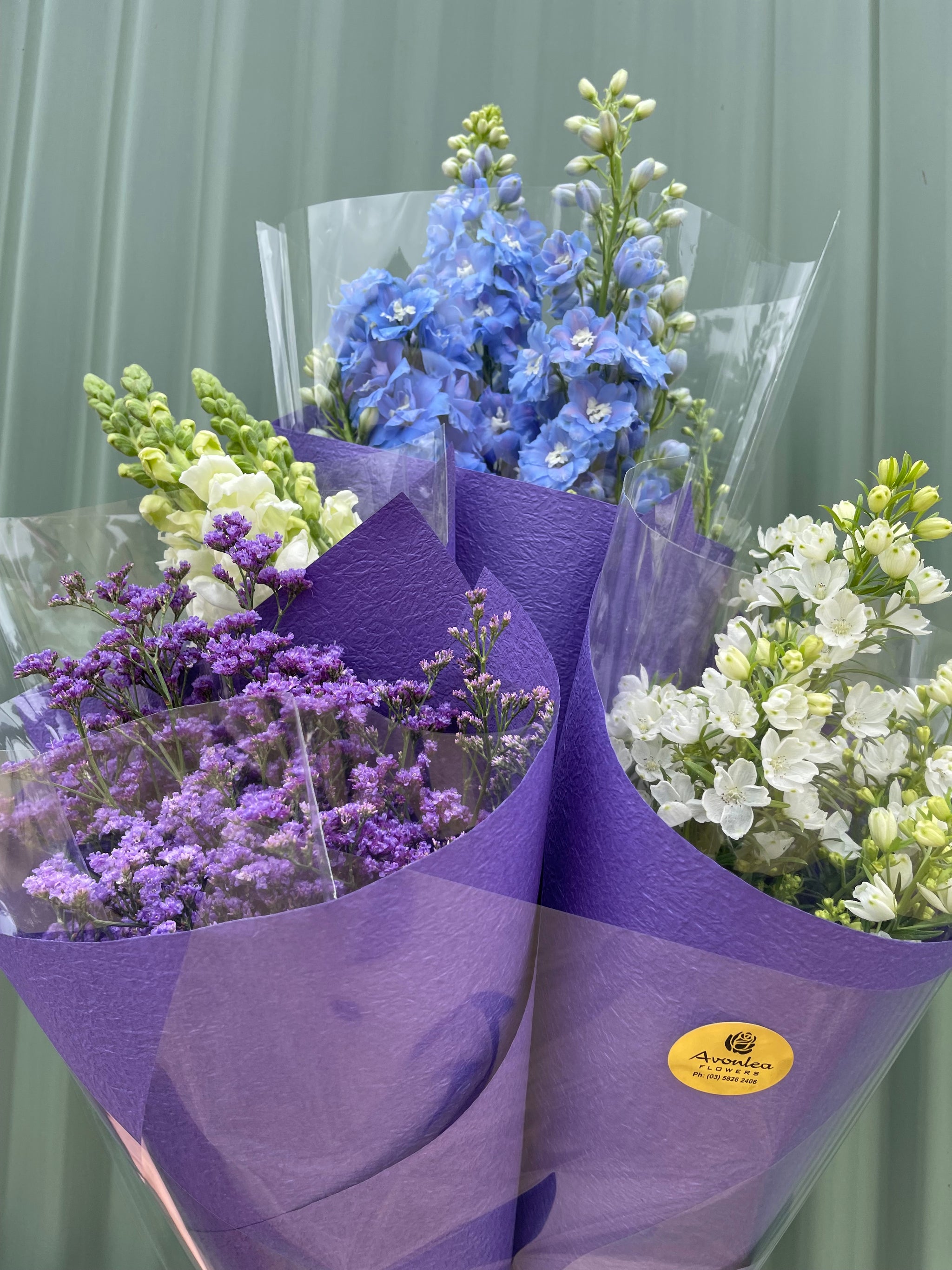 Florist's Choice Flower Bundle – Avonlea Flowers