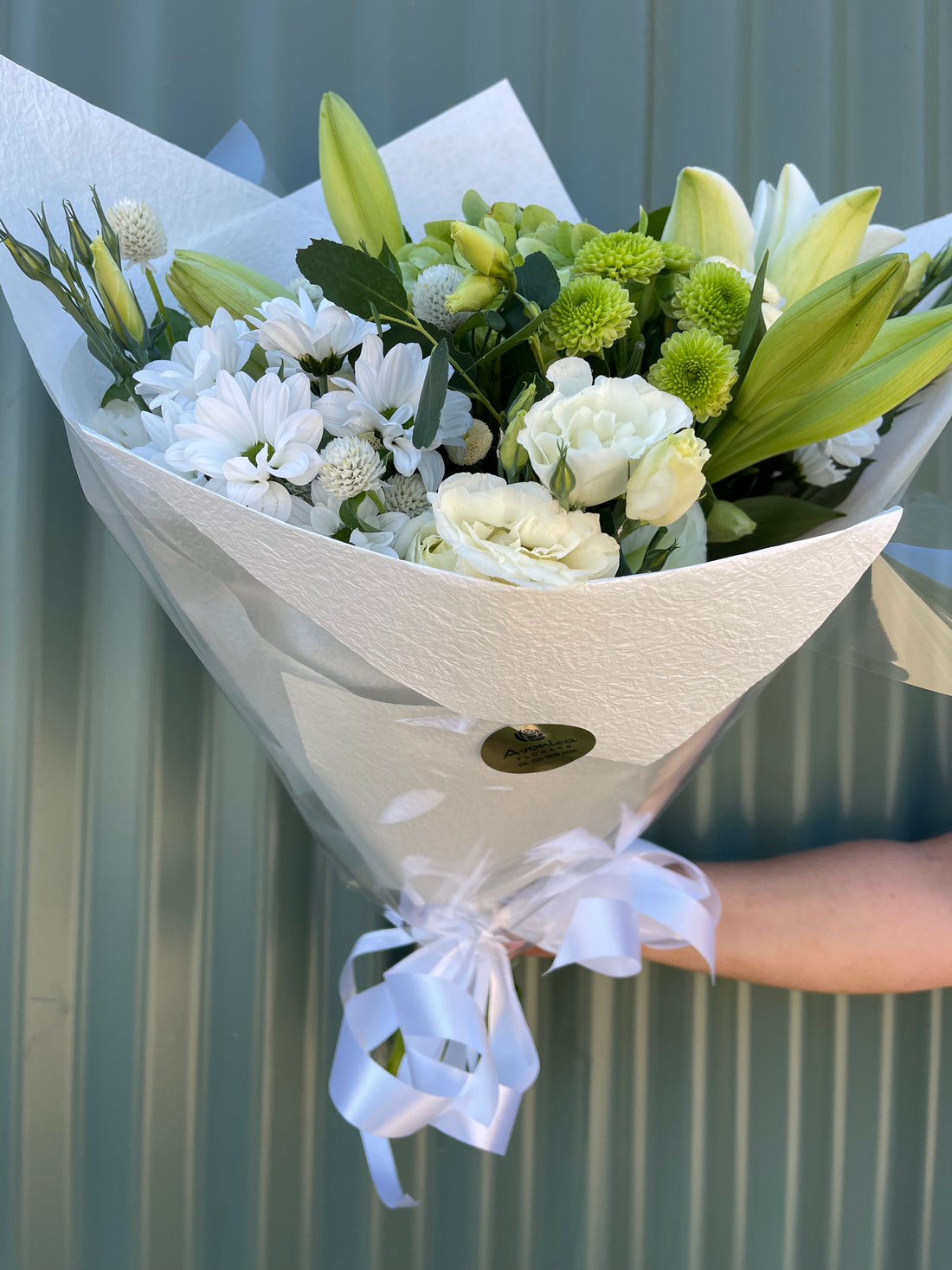 Seasonal Posy - White & Green – Avonlea Flowers